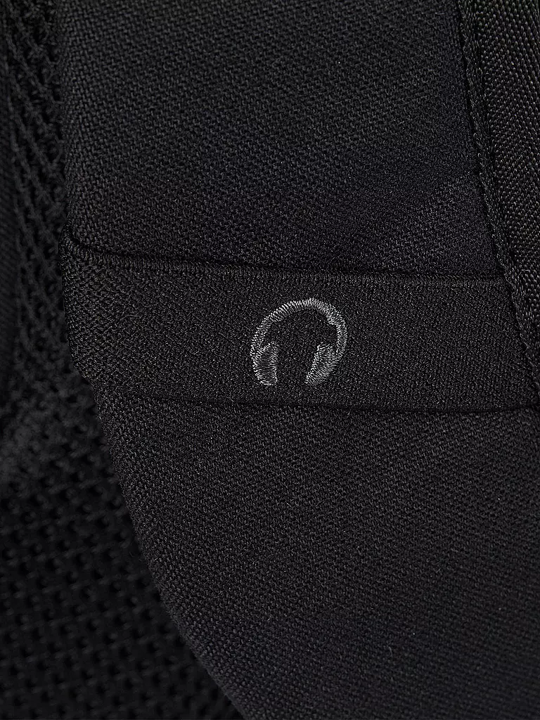 SATCH Rucksack Daypack Fly All Black schwarz