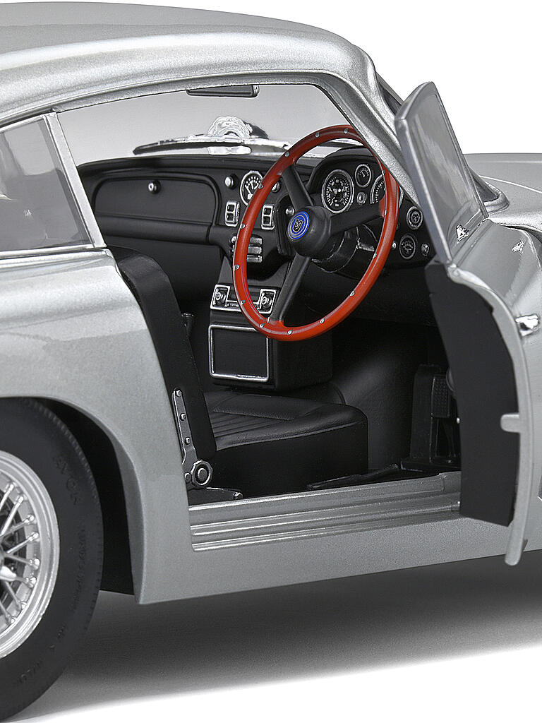 SOLIDO Modellauto - 1:18 Aston Martin DB5 silber silber